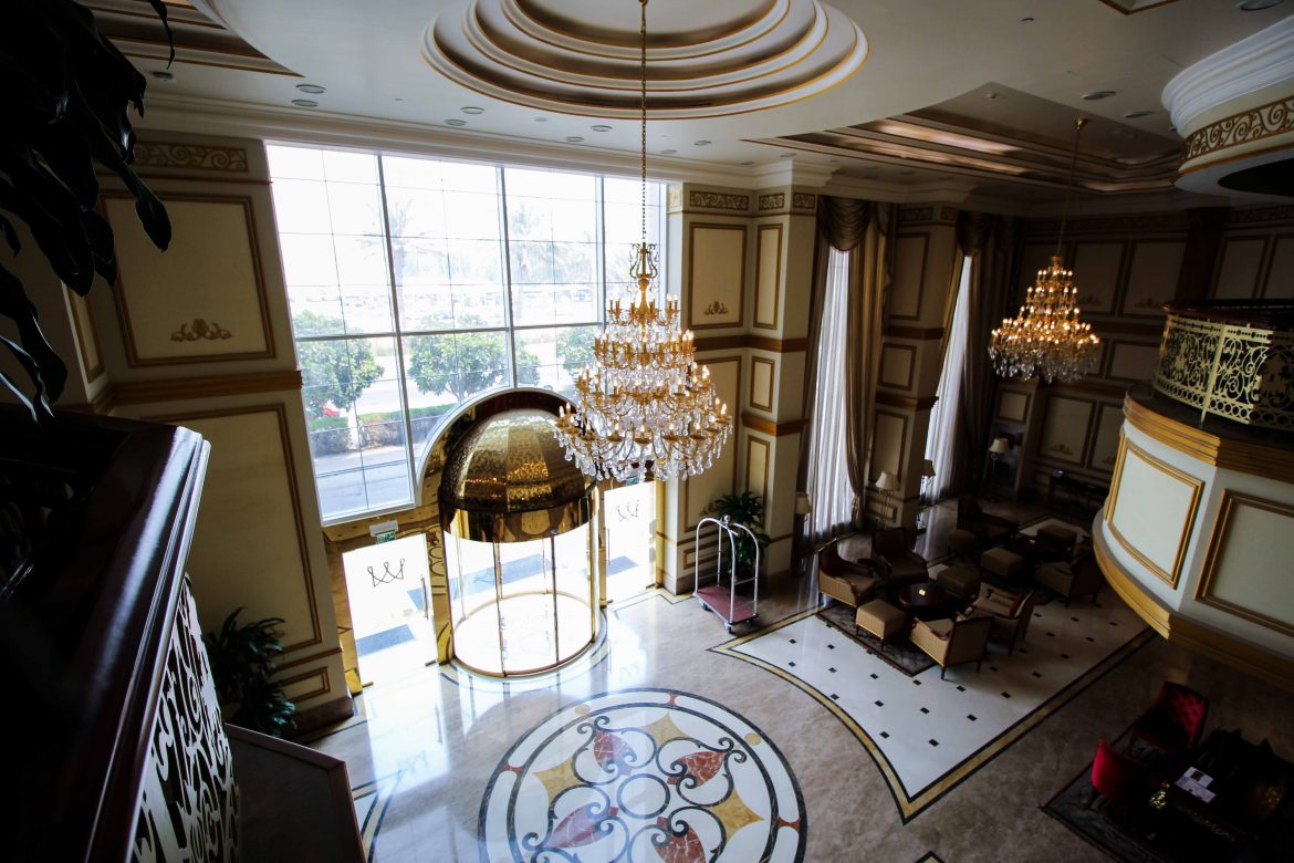 Warwick Doha Hotel: Juwel in der Wüste Katars – BrinisFashionBook