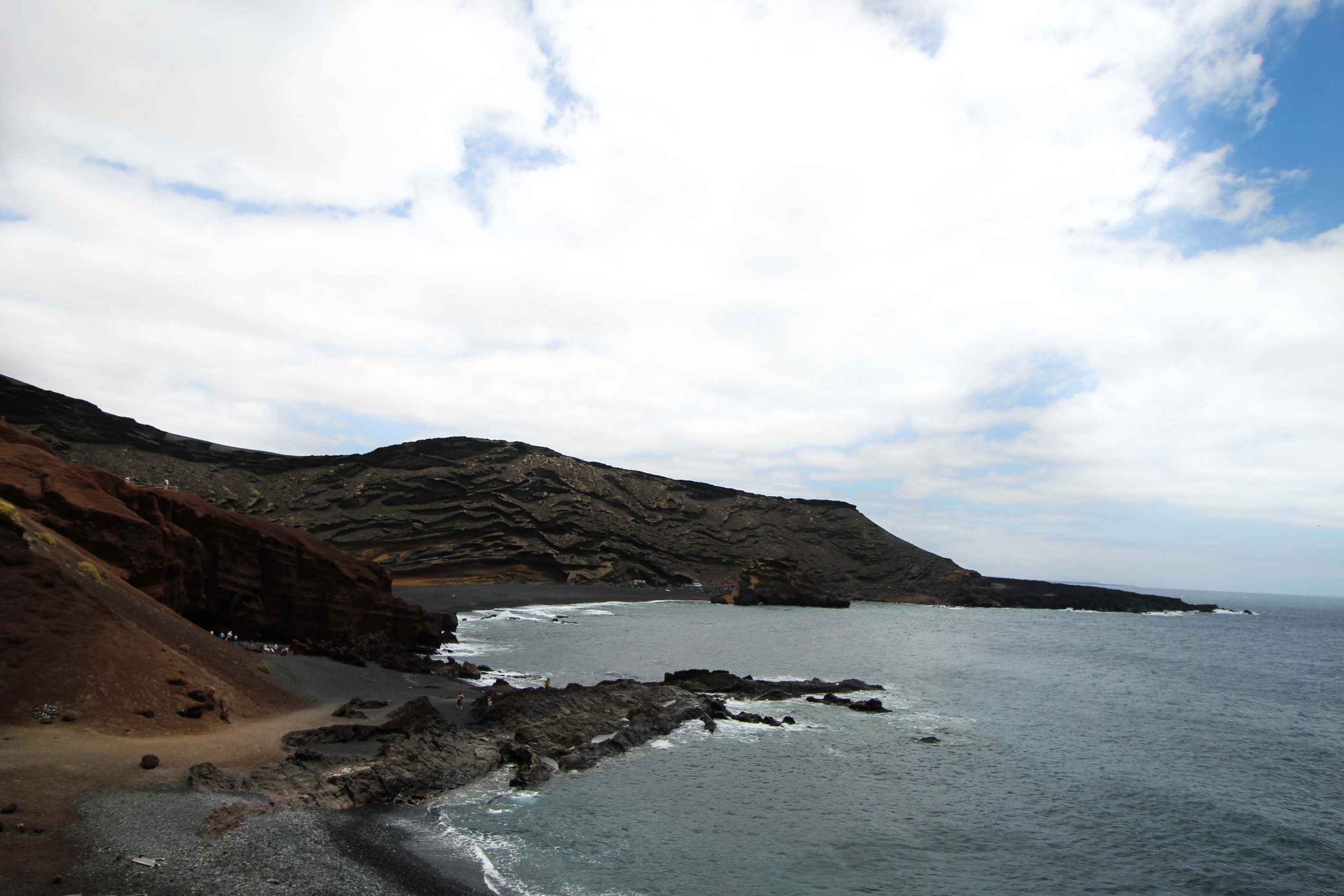 El Golfo Vulkan schwarzer Strand Klippen Top 10 Tipps Lanzarote ...