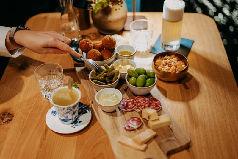 Entdecke Delft: Wochenendtrip im historischen Hotel Arsenaal Delft ...