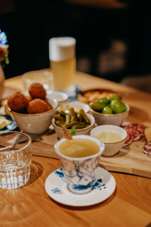 Entdecke Delft: Wochenendtrip im historischen Hotel Arsenaal Delft ...